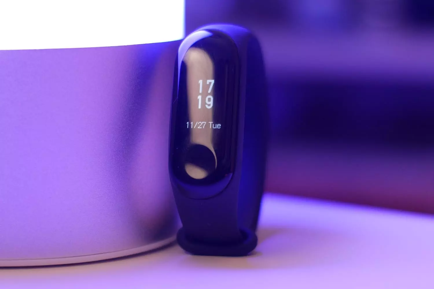 Kupi XIAOMI MI Band 4 v Rusiji se bo izkazalo prej, kot je bilo načrtovano 21628_2