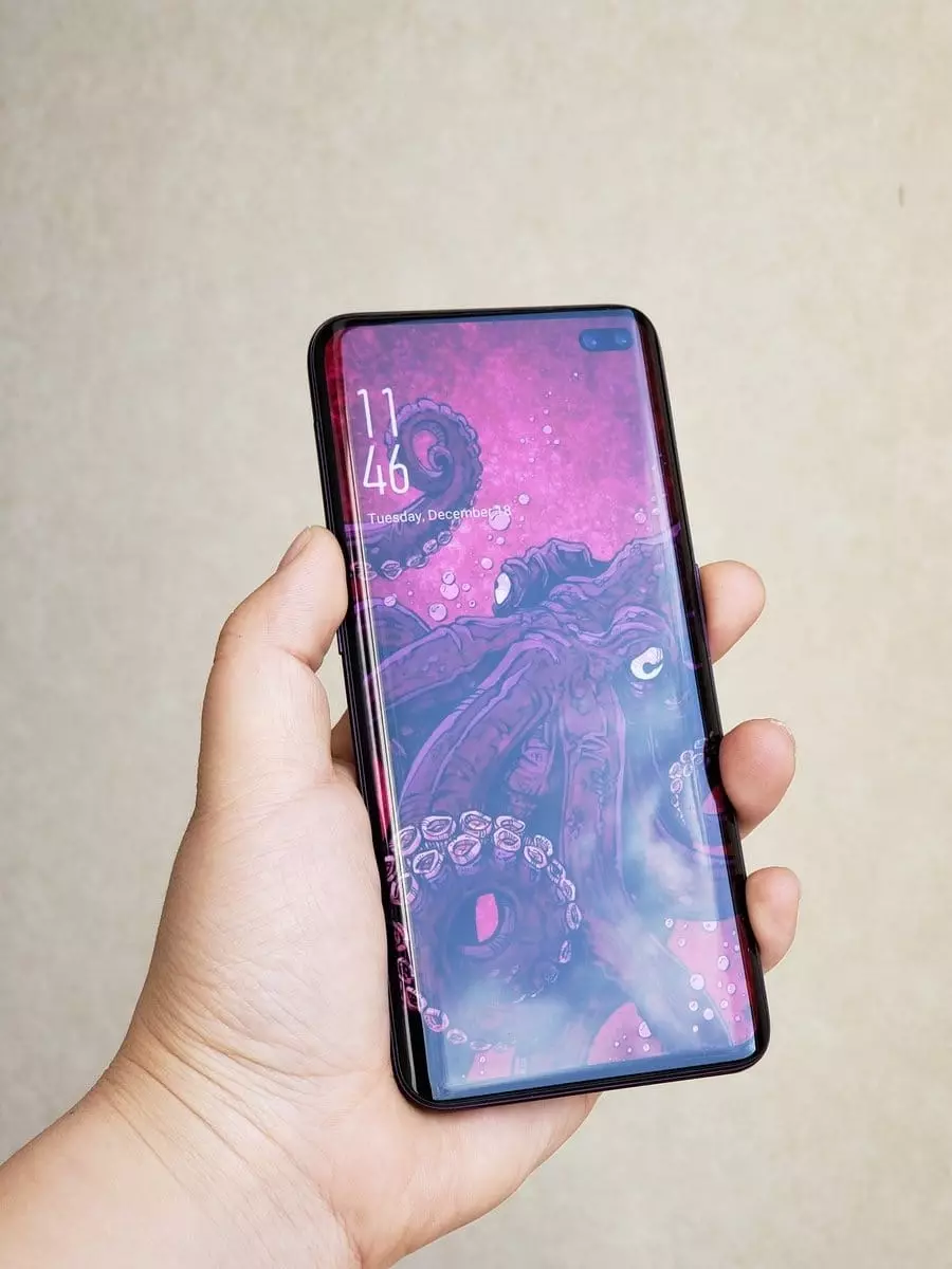 Samsung Galaxy S10 lanaren argazkigintzak ekaitza eragin zuen sarean 21685_3