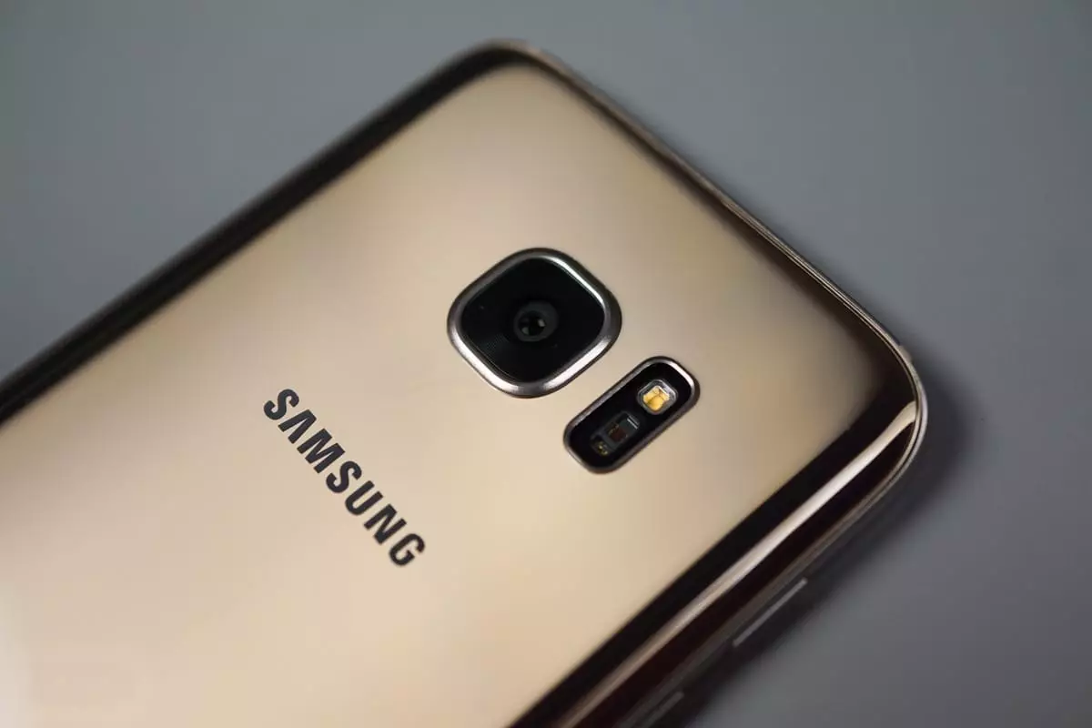 Köp Samsung Galaxy S7 blev igen möjlig för $ 379