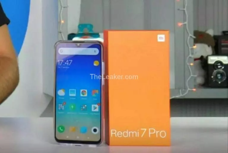 Xiaomi Redmi 7 lanean argazkian harrigarria da 21885_2