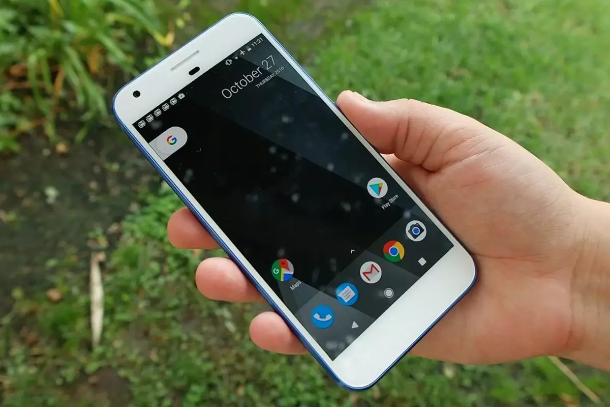 Google Pixel M Smartphone Andromeda OS Android 8.0 3