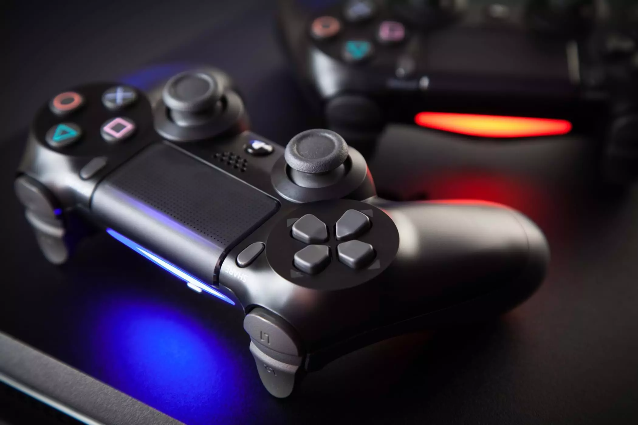 Sony PlayStation 5 pèmèt ou jete nan konsole a PS4 nan fennèt la 22484_1