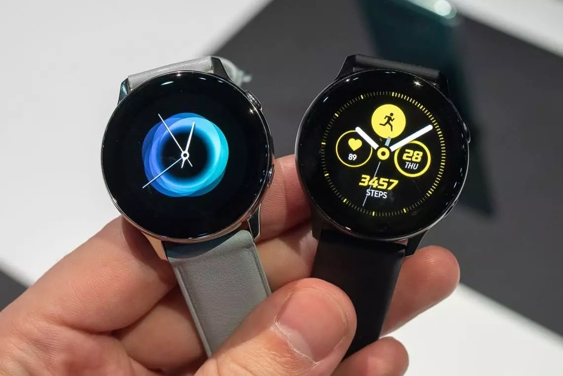 Samsung Free daje pametne ure Galaxy Watch Active Za korake 23487_1