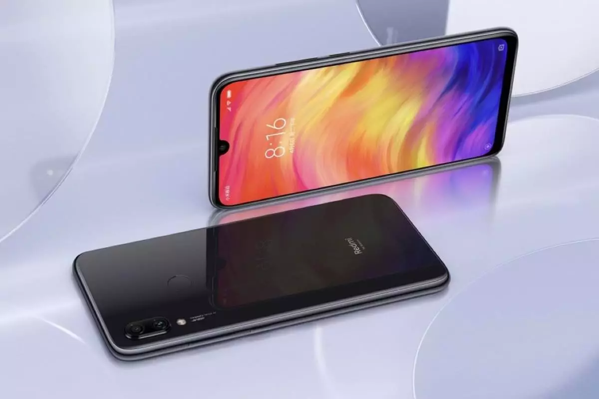 Bayani na Xiaomi Redmi Note 7 Pro ya buga masu siye 23929_1