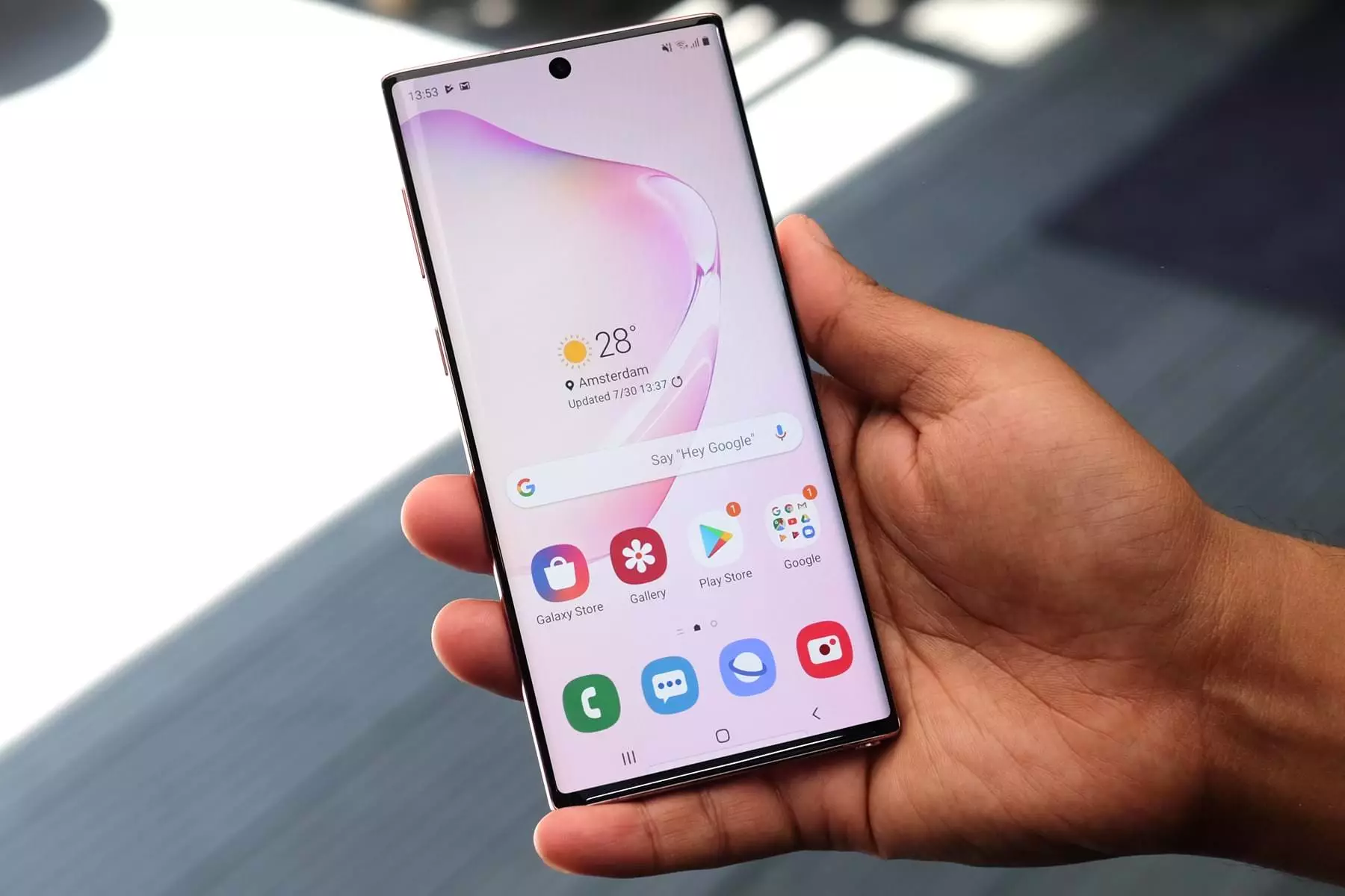 Novi Samsung smartphone sa grafena punom baterijom za 5 minuta 23961_1