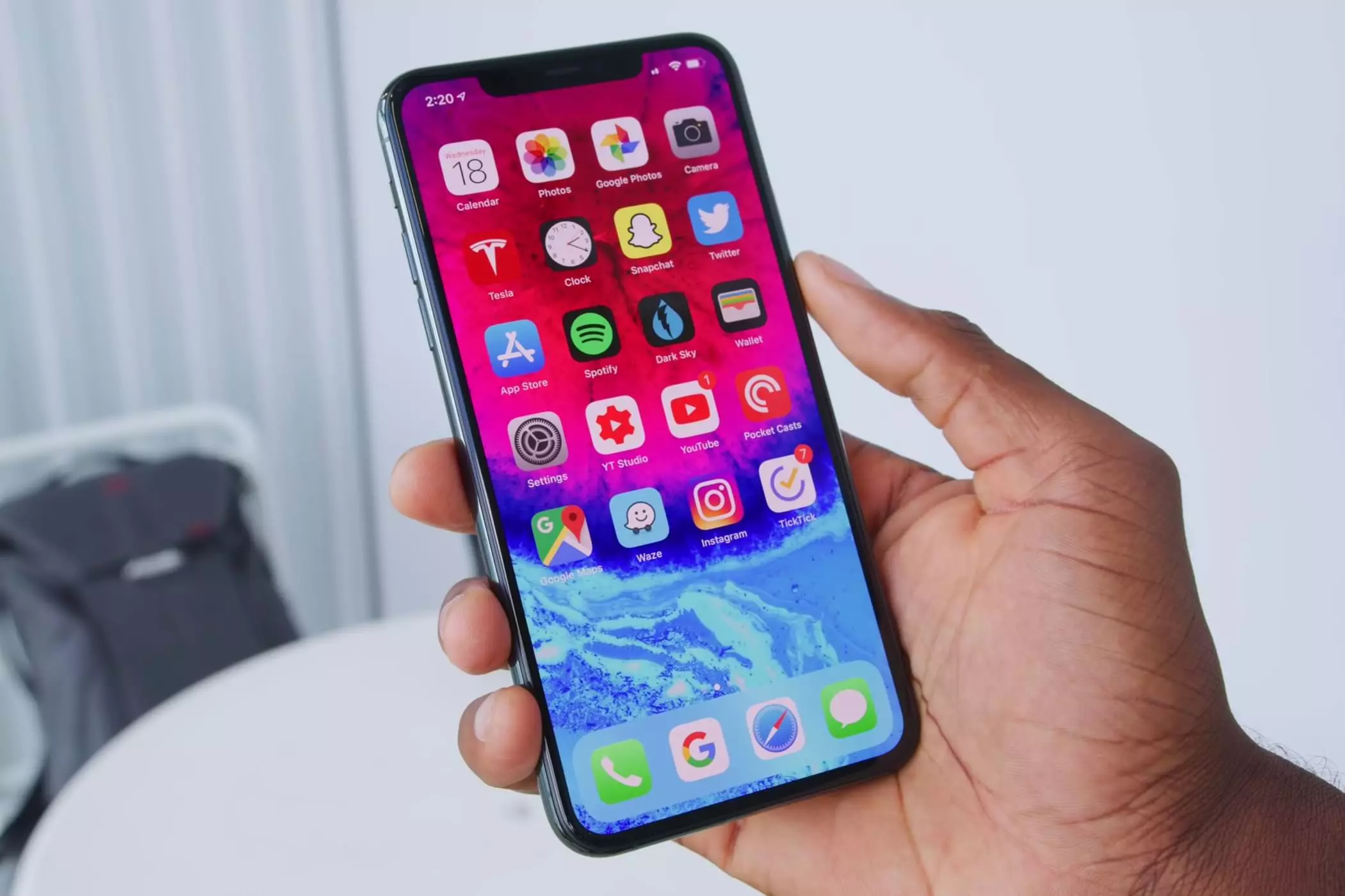 iPhone 11 Pro Кооптуу нурланууну чыгарат 24476_1