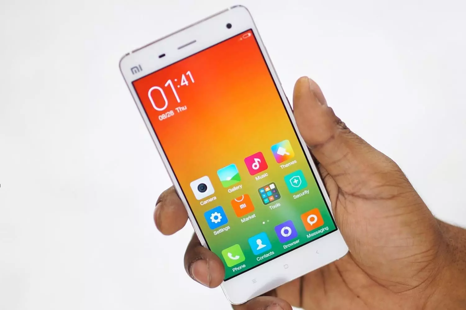 Owners of some models of smartphones Xiaomi is big lucky 25133_1