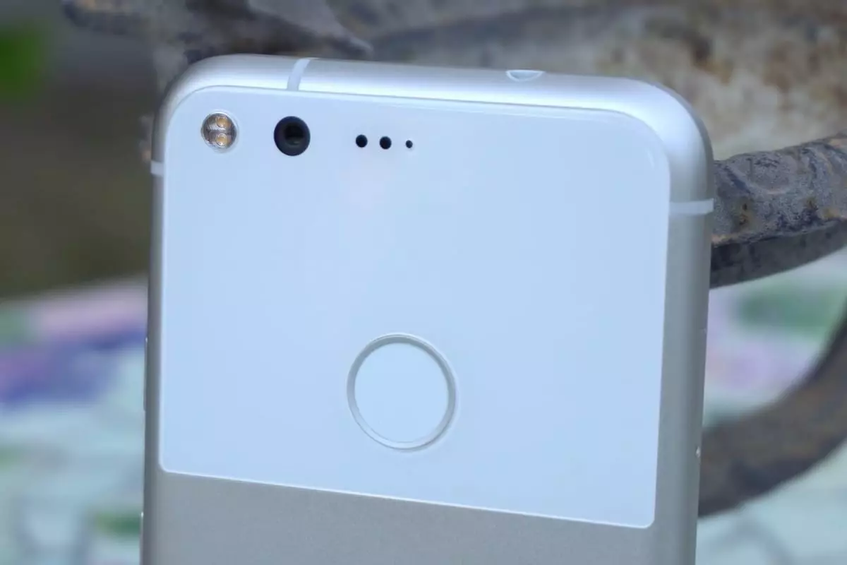 Google Pixel 12 ။