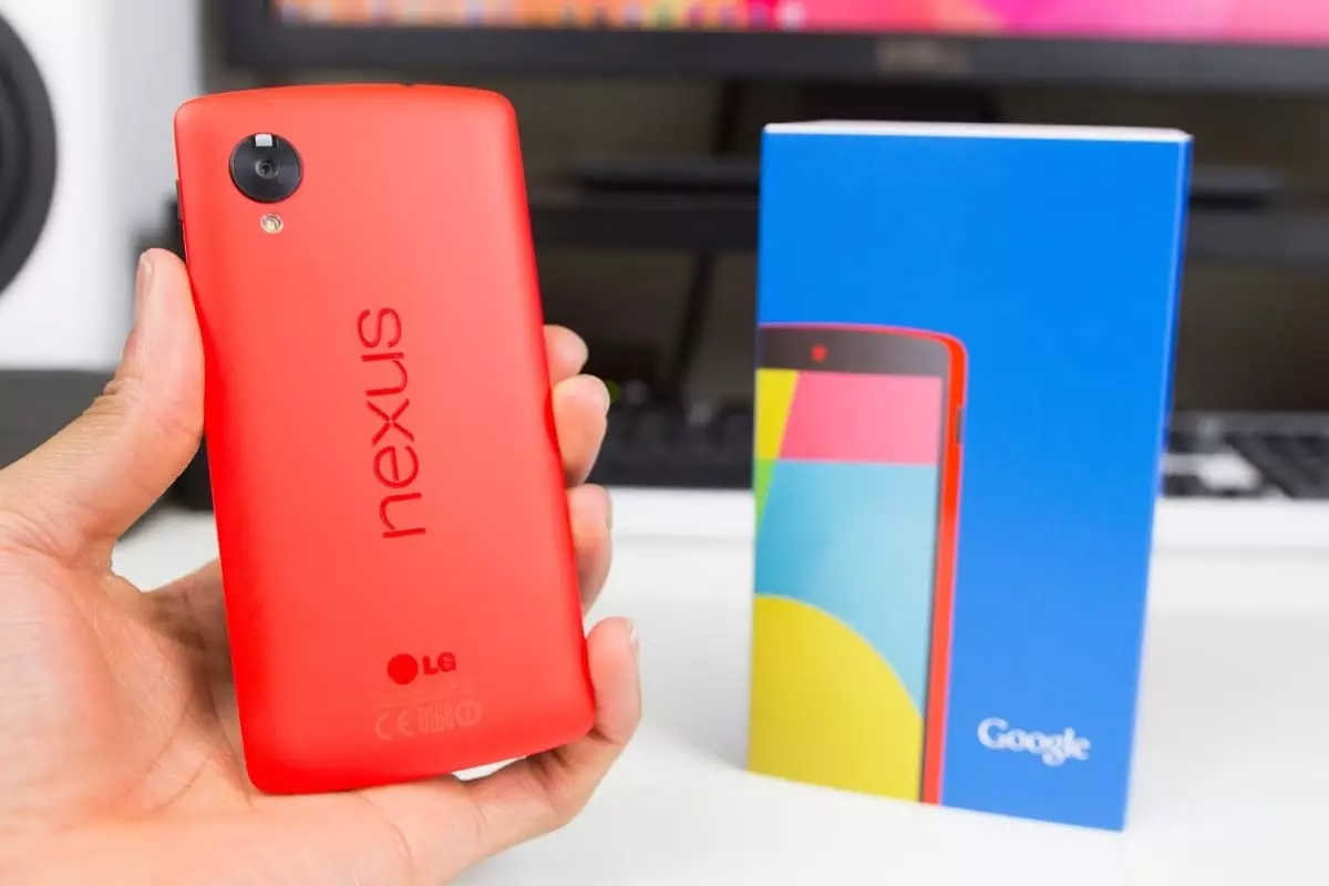 Google Nexus 5 (2017) New 3