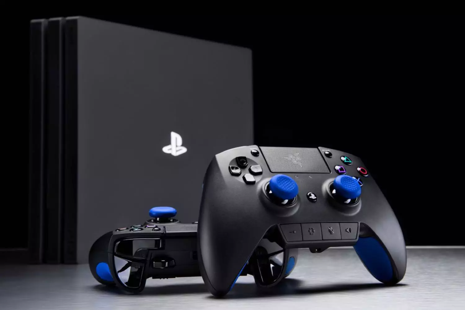 Sony created PlayStation 5, and here it looks like 25780_1