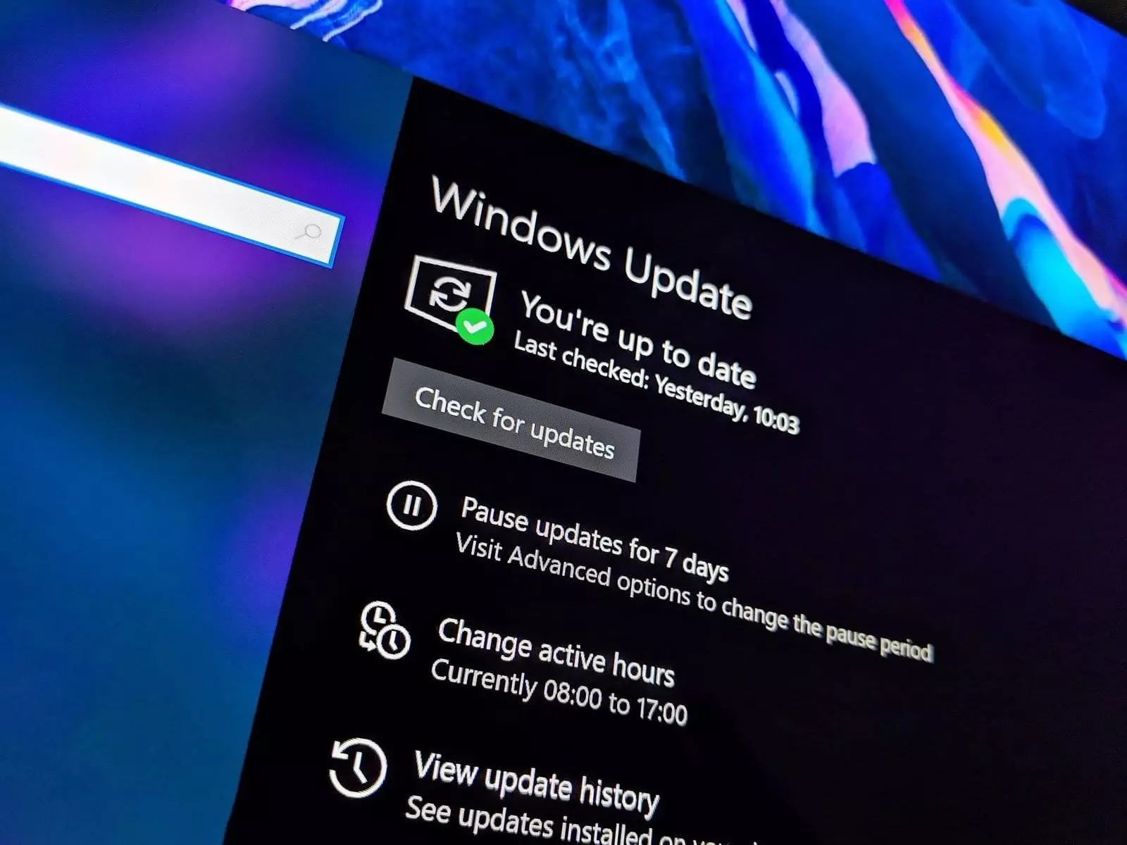 Microsoft telah mengeluarkan kemas kini utama baru untuk Windows 10, yang menggandakan kelajuan operasi 26279_1
