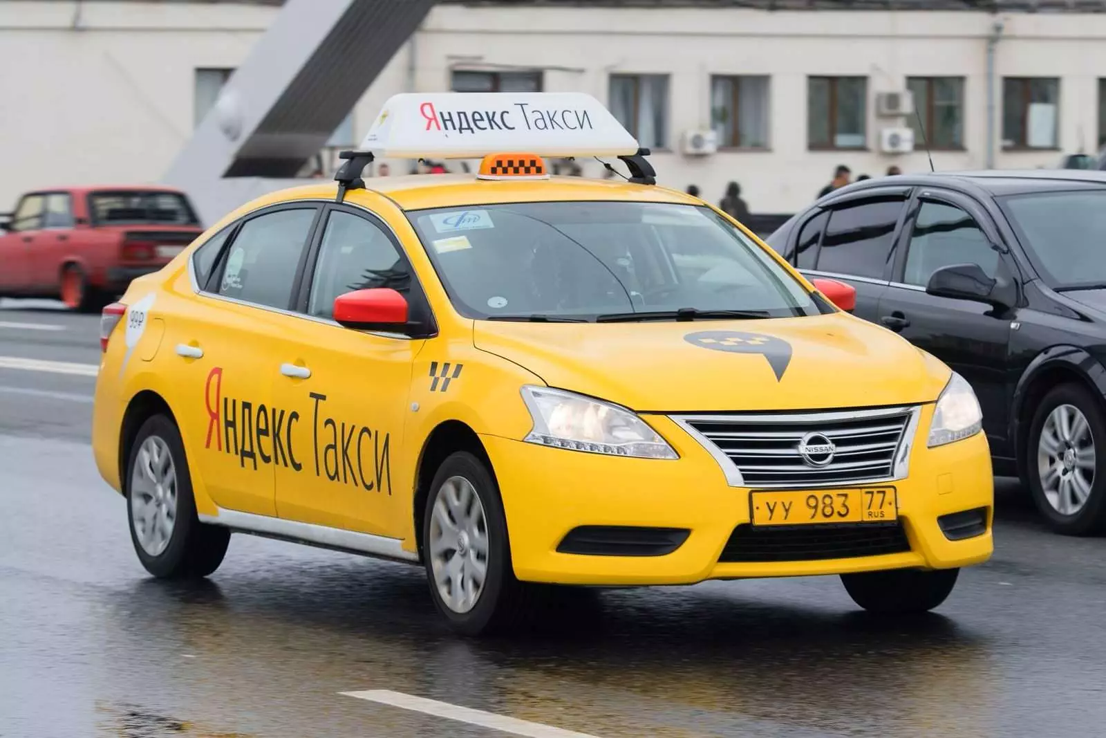 Yandex.Taxi huet en ekologesche Tarif gestart. Wat ass et anescht? 26330_2