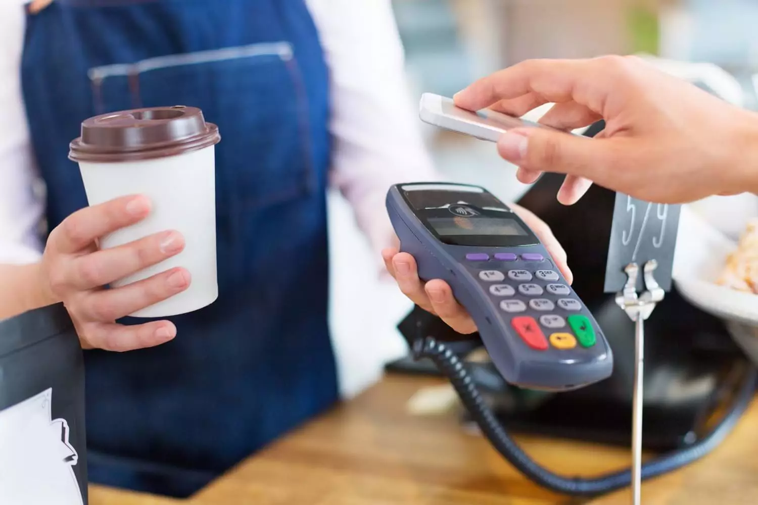 The new system allows you to pay for purchases in stores without cash and bank cards 