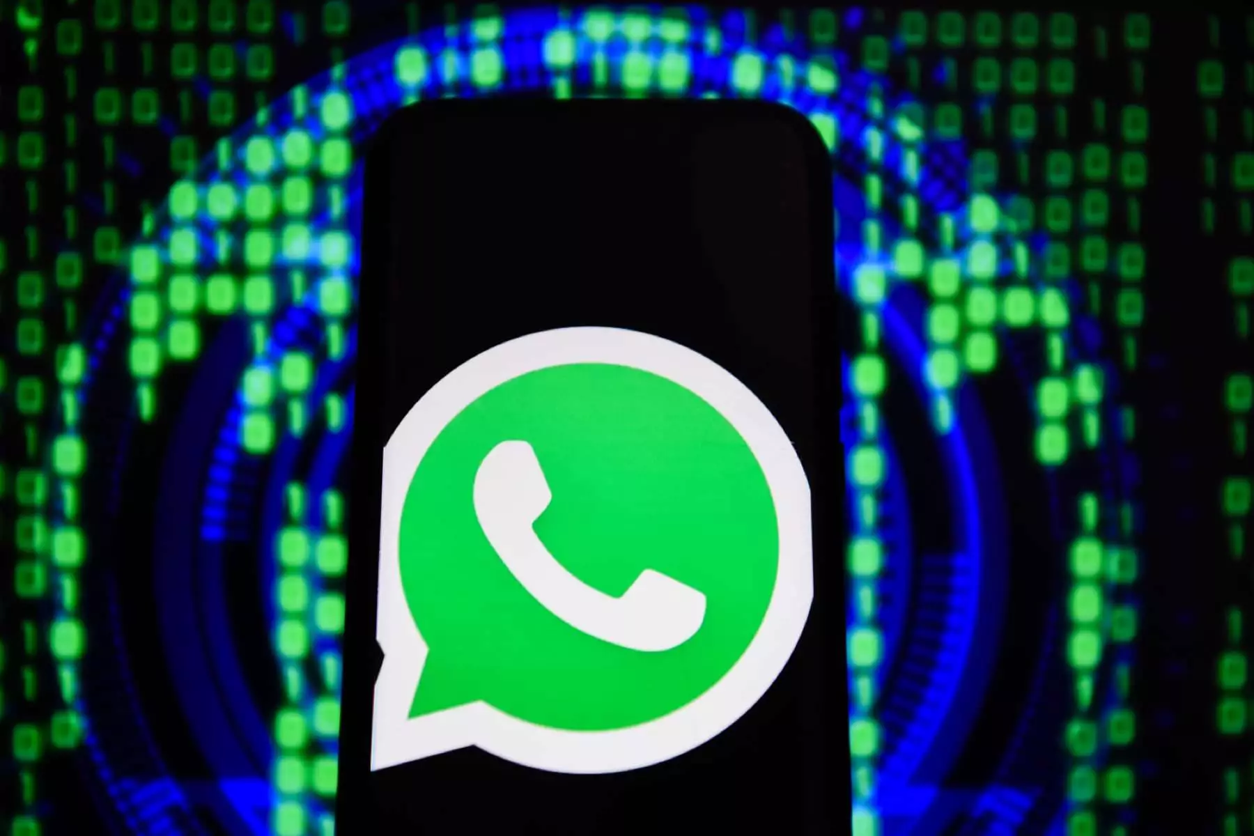 Το WhatsApp περιέχει μια ευπάθεια για να κλέψει τις συνδέσεις και τους κωδικούς πρόσβασης των άλλων ανθρώπων 26661_1