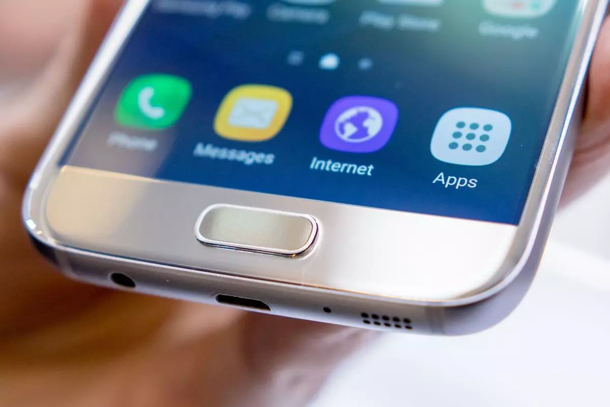 Samsung เปิดตัวโปรแกรมเพื่ออัปเดตสมาร์ทโฟนใหม่