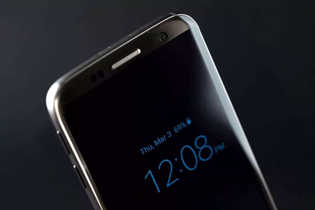 Hemî agahdariya li ser lêçûn û rengên Galaxy S8 û Galaxy S8 + +