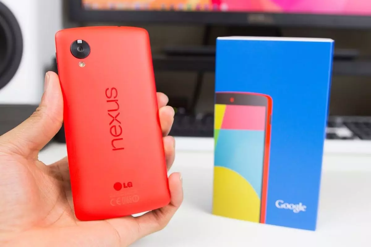 Coloring rouge Google Nexus 5 est nommé le plus de succès.