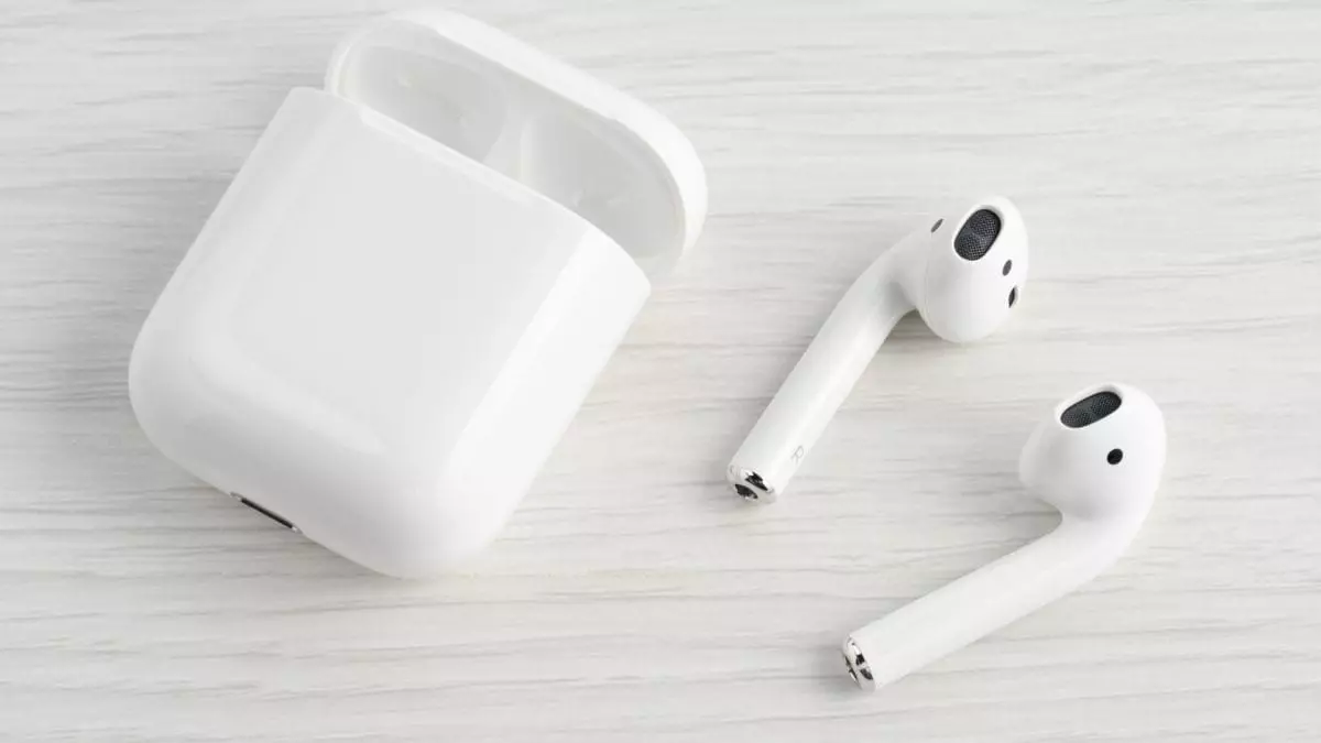 I-Apple idale ama-headphones e-airpods 3. Yini okusha? 27361_3