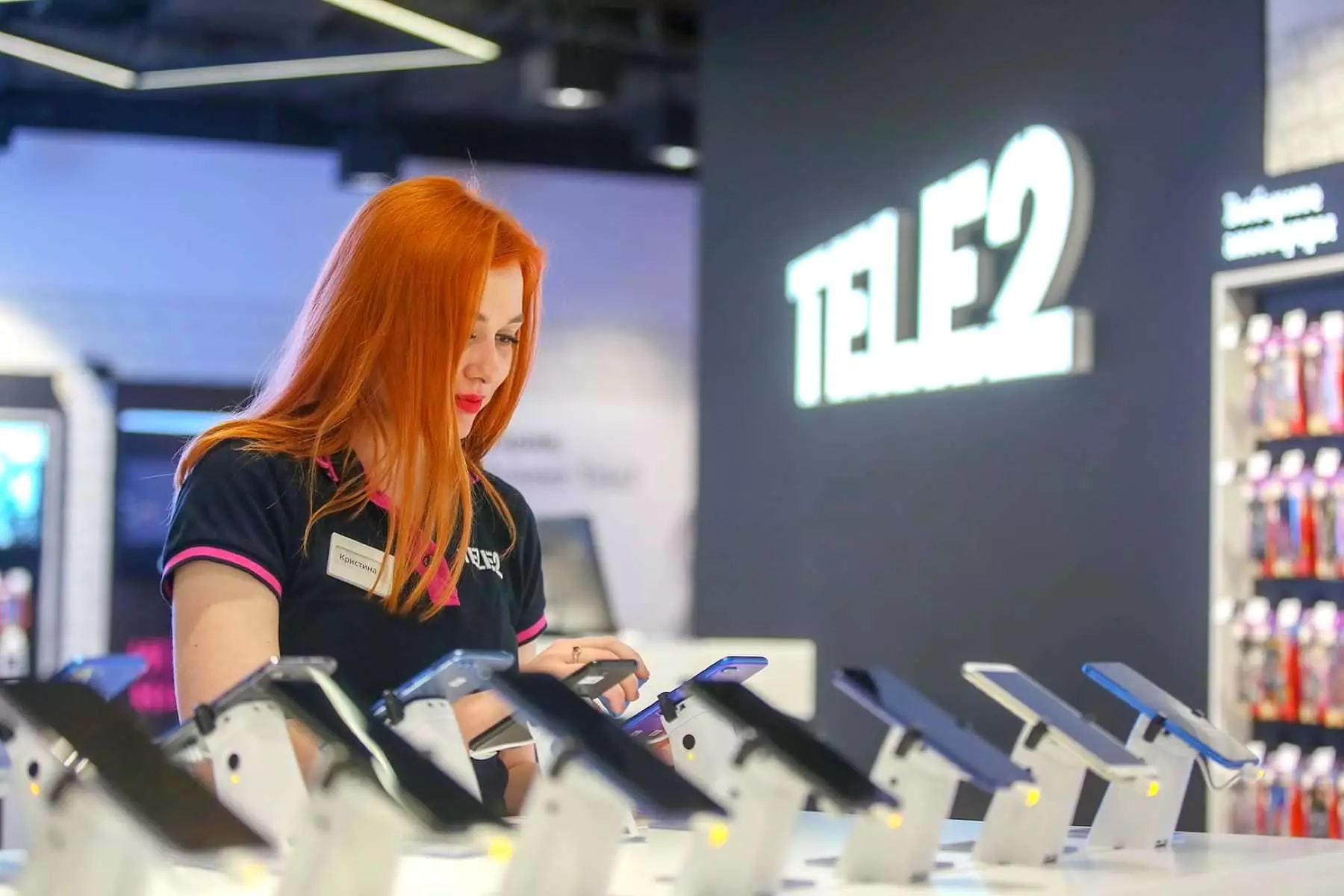 Vladimirs Putins likvidēja Tele2 mobilo sakaru operatoru 27438_2