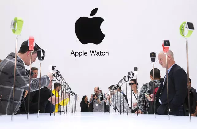 WWDC 2015 Apple Watch รัสเซีย Apple Store ออนไลน์สหรัฐอเมริกายุโรปเอเชียกีฬารุ่นทอง