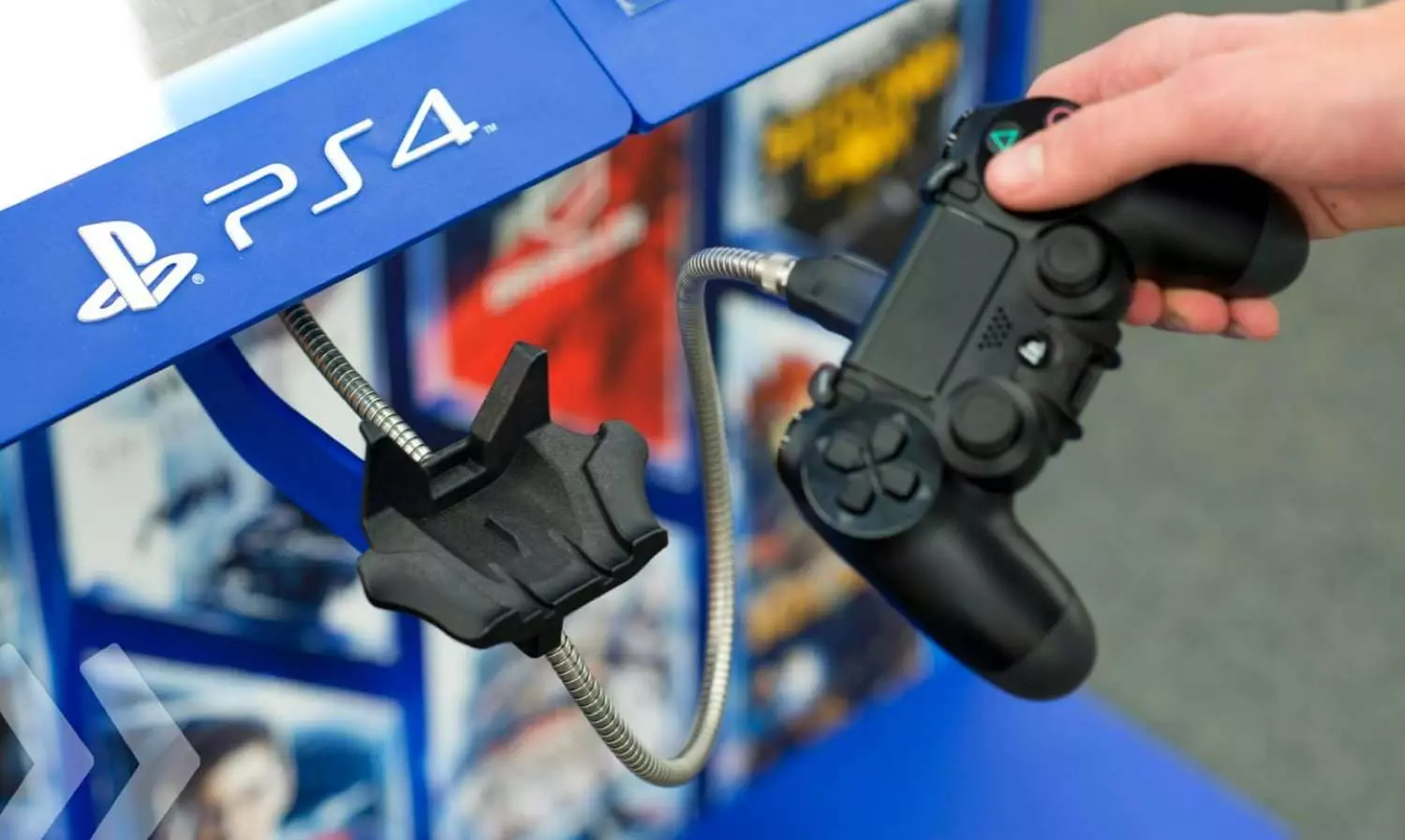 Sony kollapsade priset på PlayStation 4 två gånger över hela jorden 27992_1