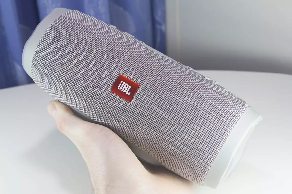 Preskúmajte bezdrôtový vodotesný reproduktor JBL nabitie 3