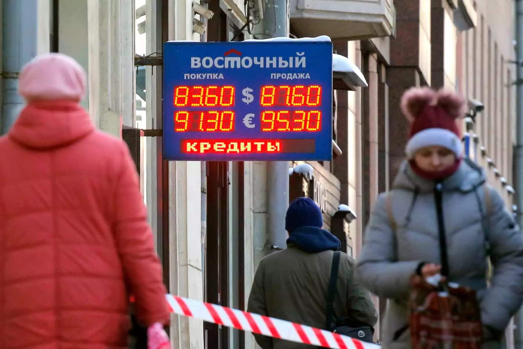 A l'abril a Rússia hi haurà una forta crisi pitjor que l'any 1998 per defecte