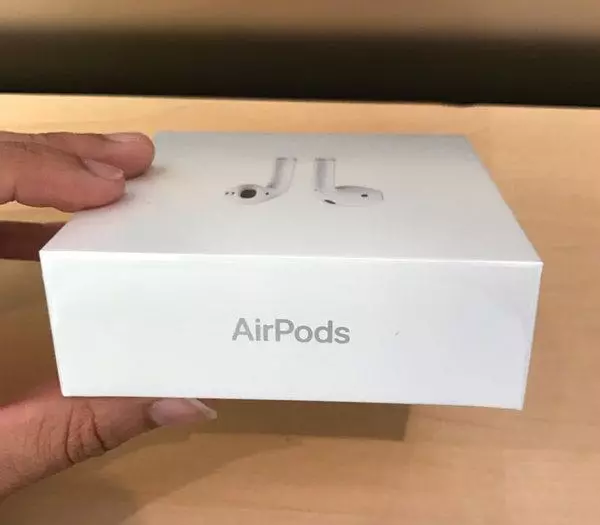 Apple Airpods Errusia.