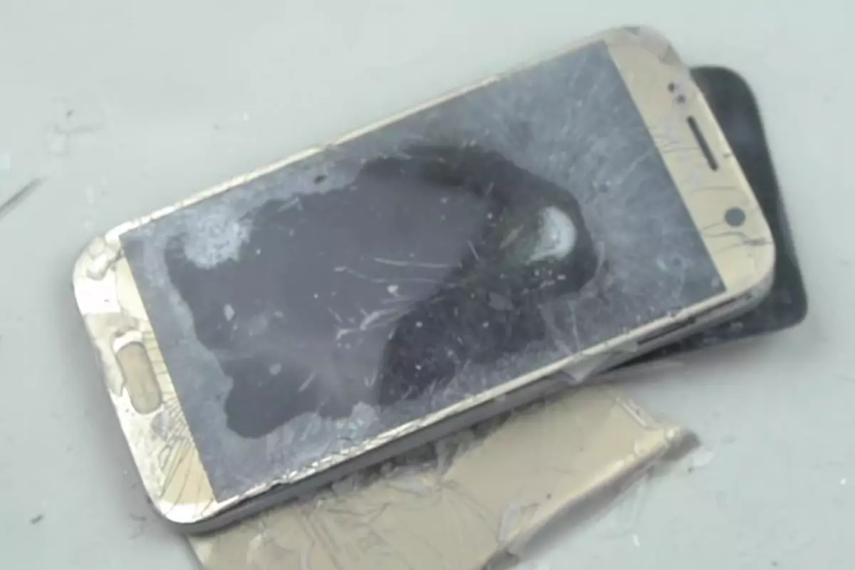 Samsung Galaxy S7 Iffriżat f'Nitroġenu Likwidu