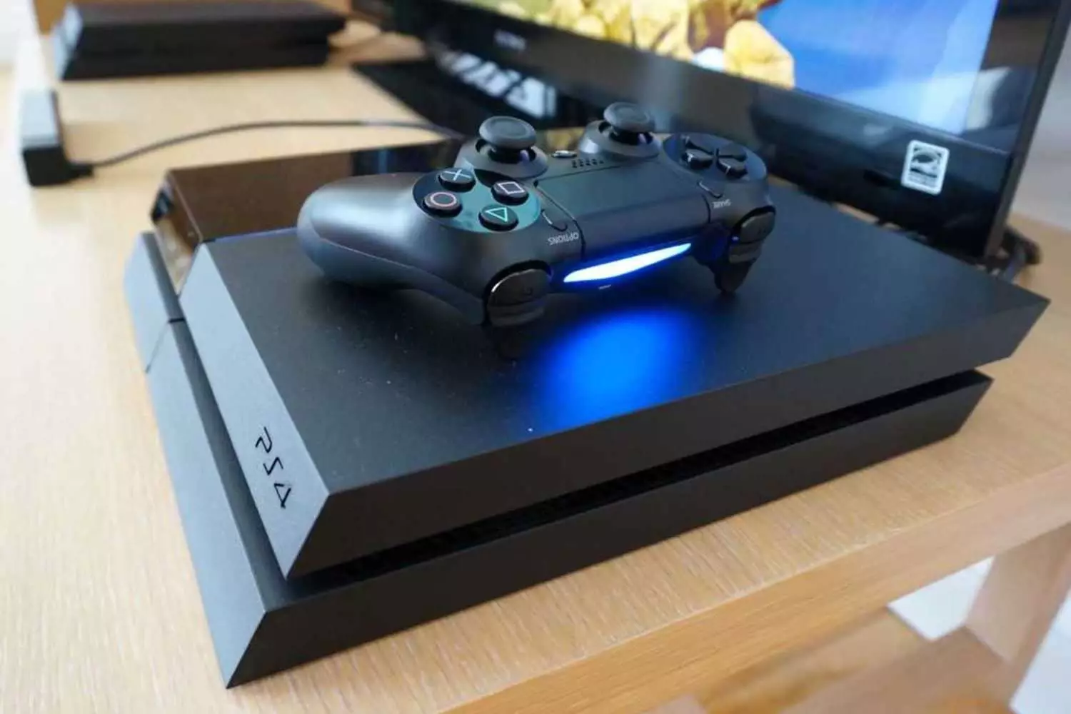 Sony PlayStation 4 абрынецца ў кошце ў два разы 28131_1