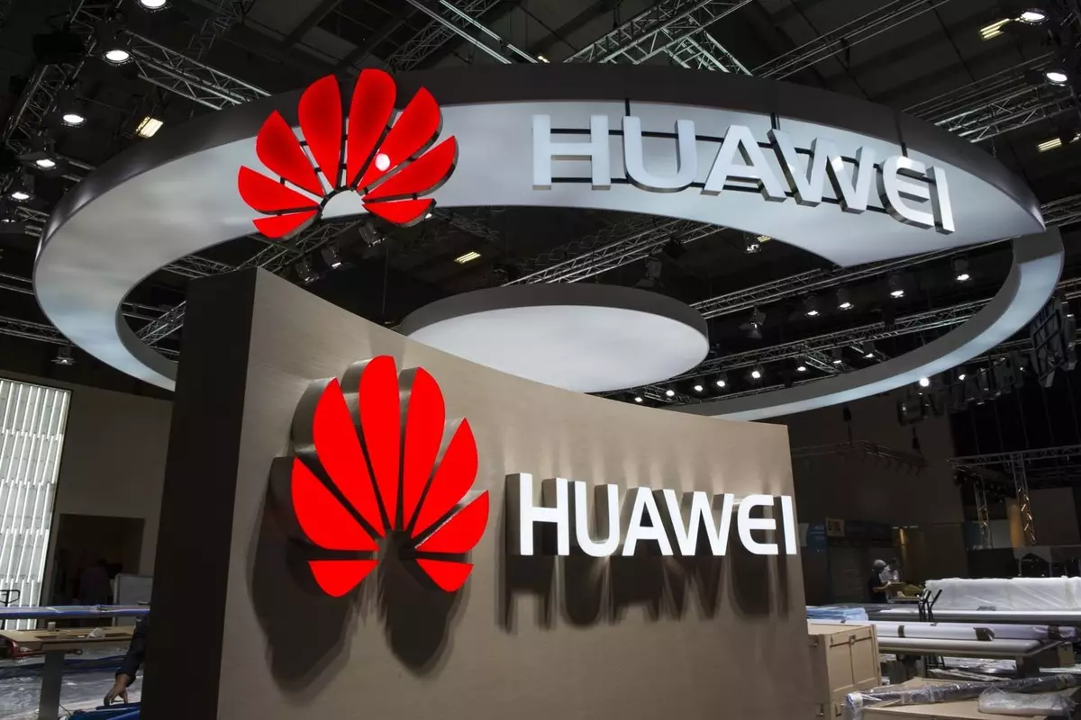 Huawei akıllıca akıllı telefonları kesmek 28379_1