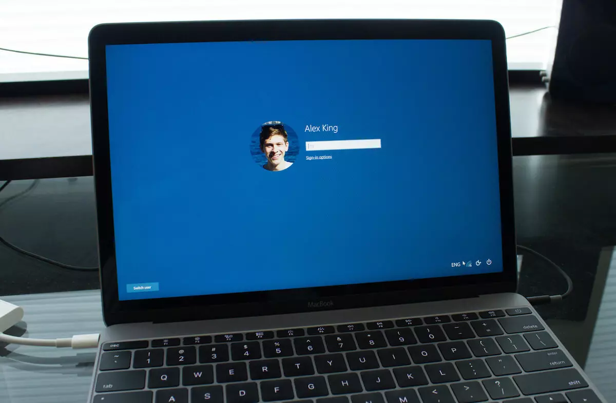 Windows 10 OS X รัสเซีย