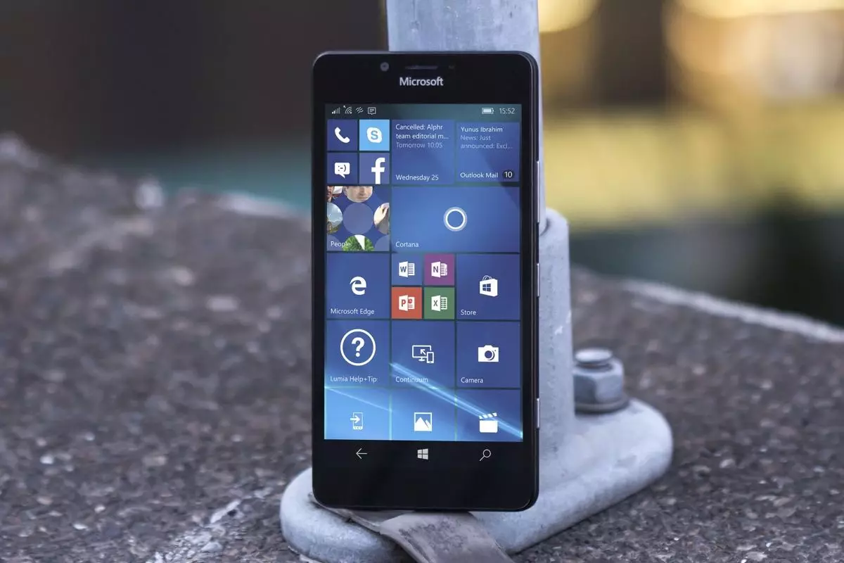 Lumia 950 మరియు Lumia 950 XL రాష్ట్ర ఉద్యోగుల ధర వద్ద అమ్మకం