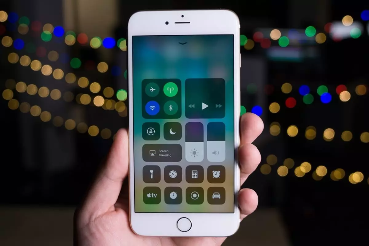 Apple terinspirasi oleh smartphone lamanya saat mengerjakan iOS 11