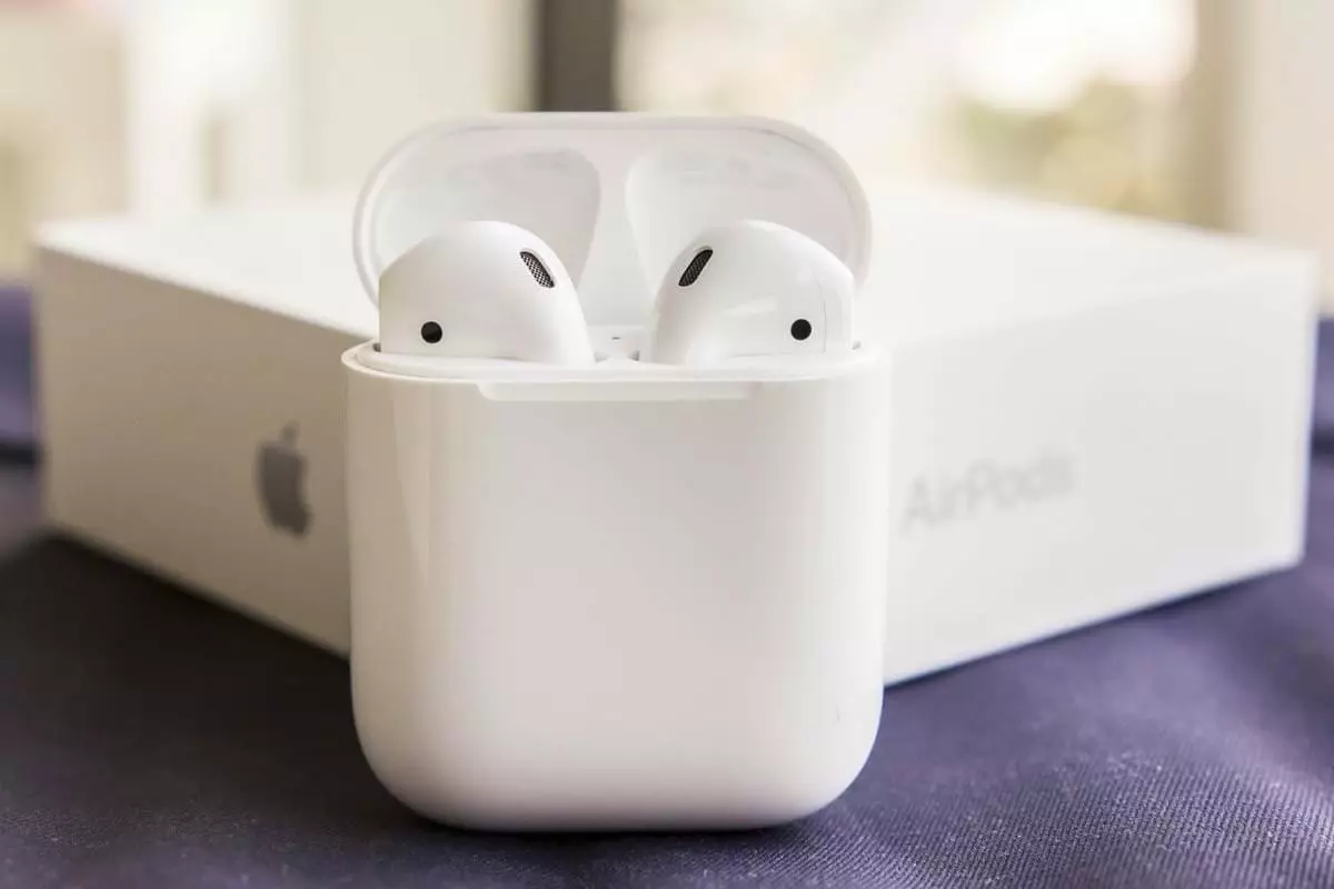 Betri Airpods: New Microsoft Wireless heyrnartól hljóp allt í losti 29269_1