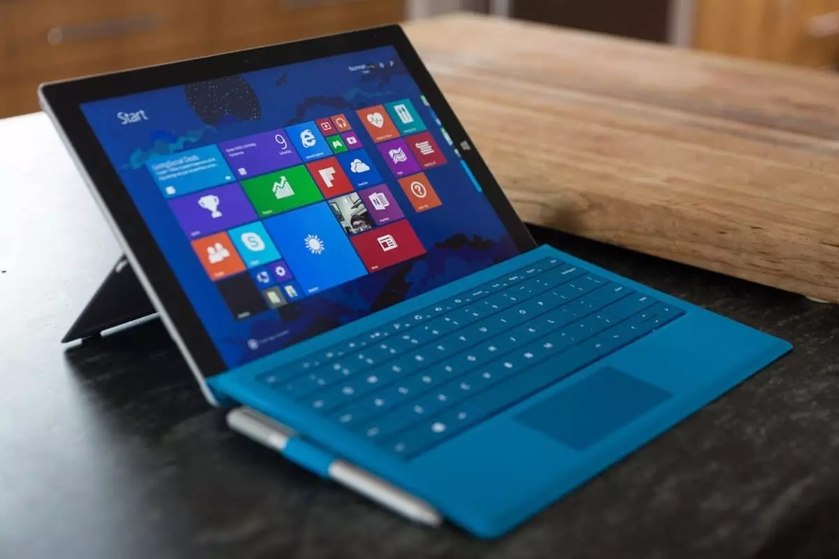 Tim Cook Surface Pro 4 4