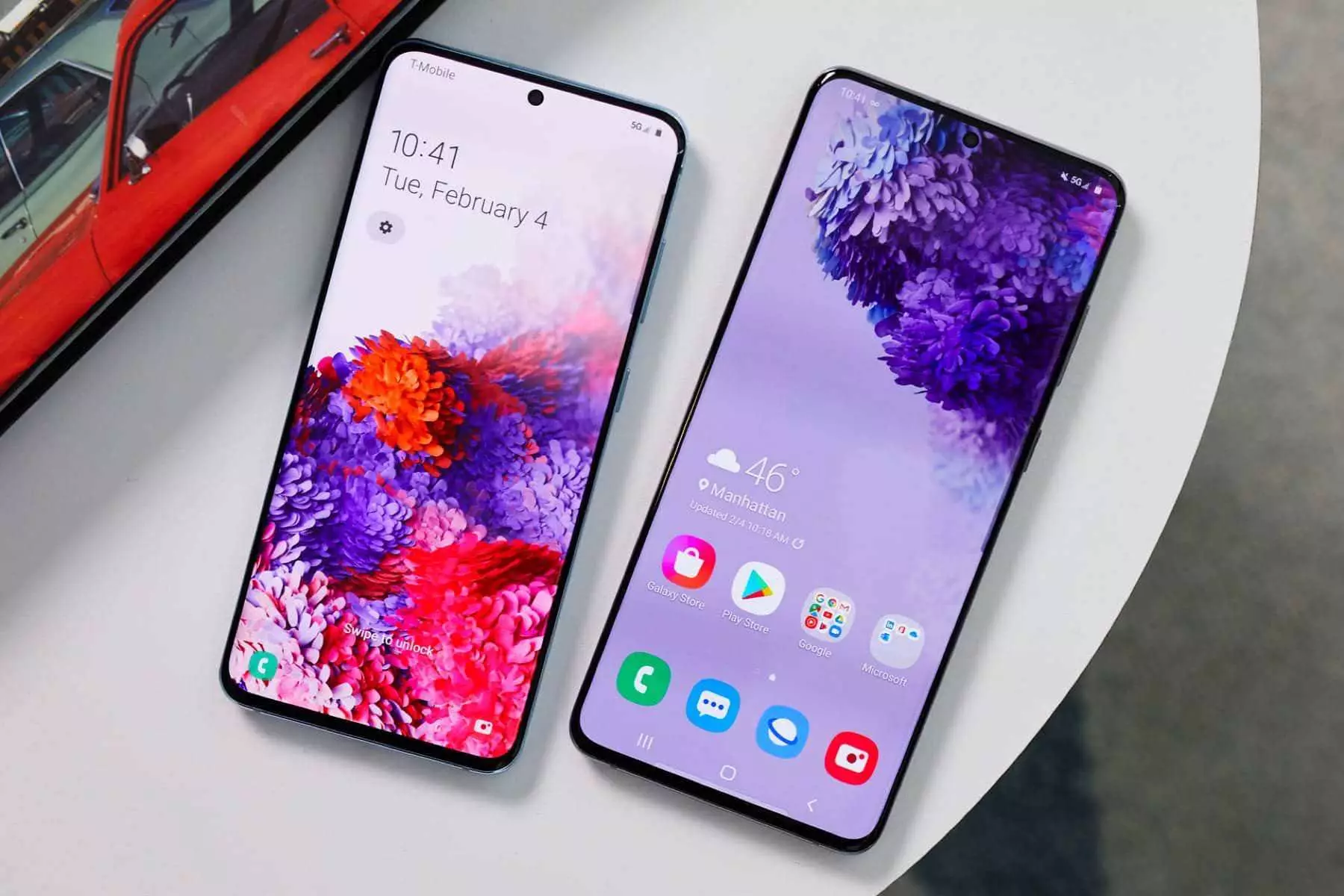 Samsung, xiaomi һәм Huawei Россия гаризаларын барлык смартфоннарга комачаулый 29768_1