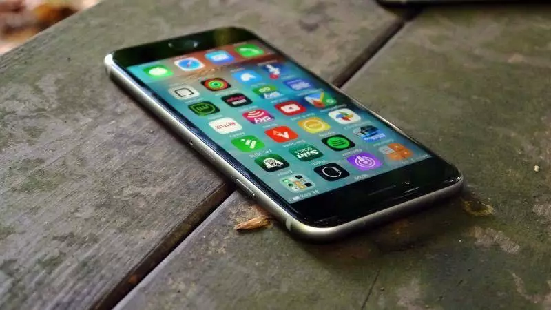 Apple jailbreak iOS 9.3.5 iOS 10 Download