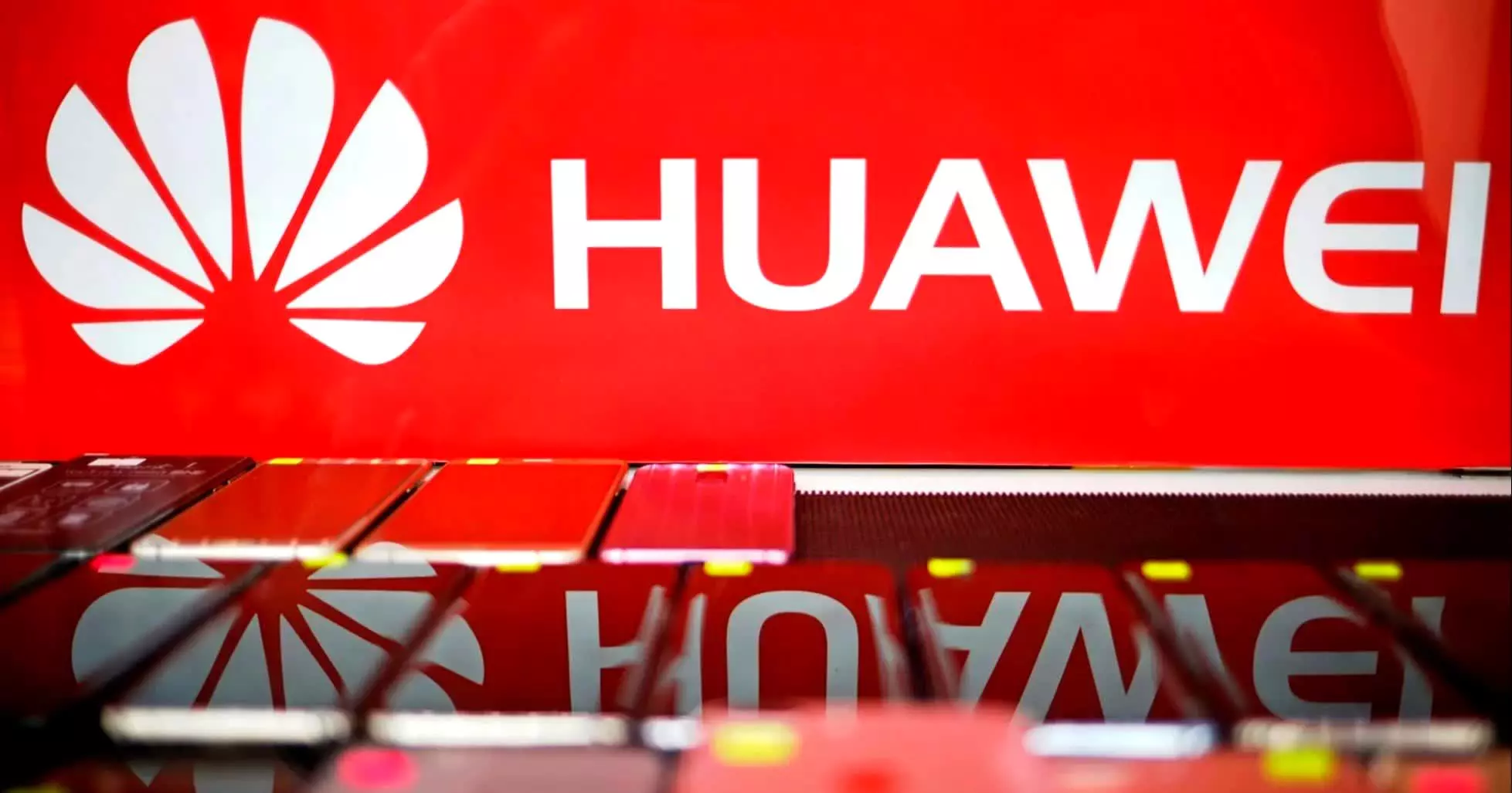 Huawei pénzt kezdett fizetni az okostelefonok tulajdonosainak 31225_1