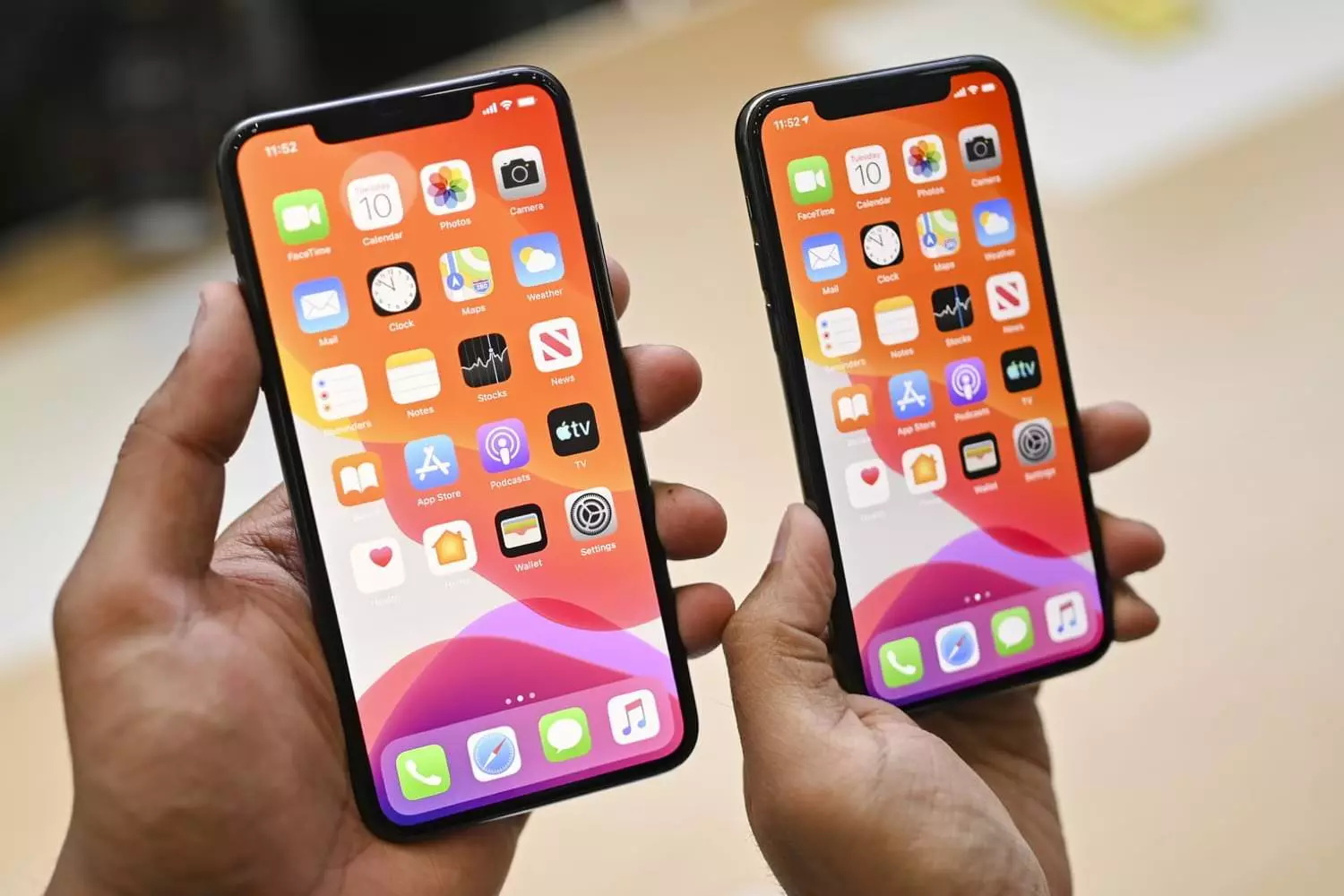 Apple imeshuka sana bei ya mifano ya iPhone yenye kuhitajika zaidi 32101_1