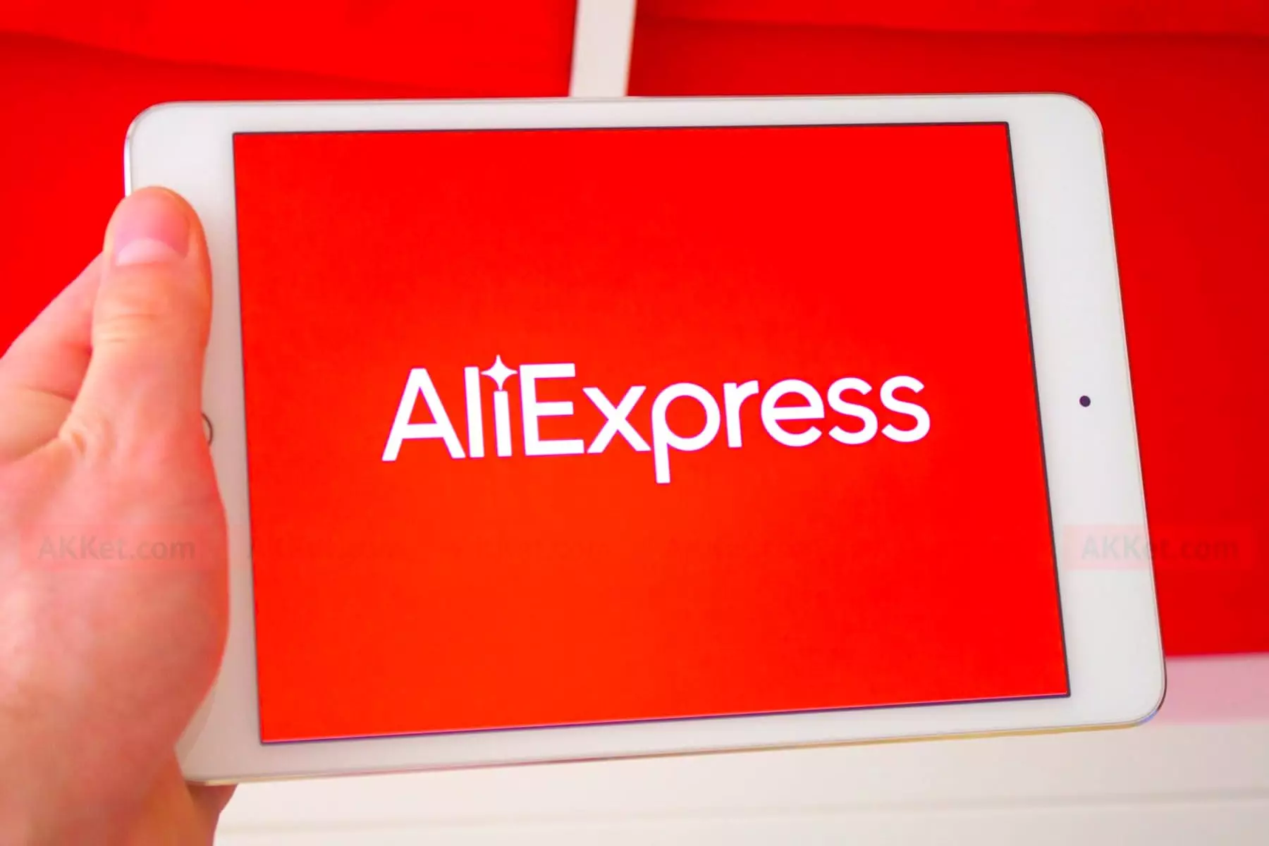 قدم ALIEXPRESS الابتكار الذي من جميع المشترين من البضاعة في حالة صدمة 32682_1