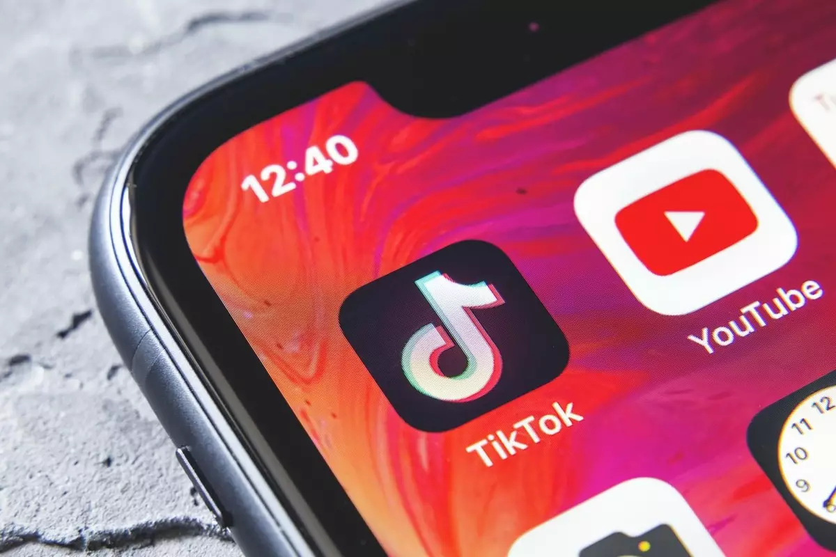 Tiktok Sosjaal netwurk hackt. Hâld 1 miljoen abonnees no kinne 1 minút wêze 32841_2