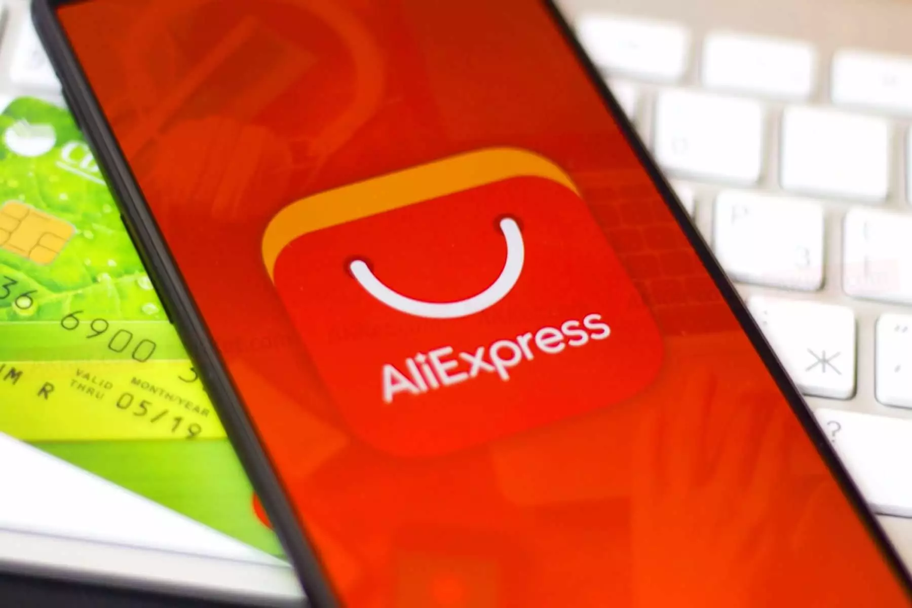 په Alieexpress کې توکي واخلئ دا غیر مسلکي شو، او بیا 32842_1