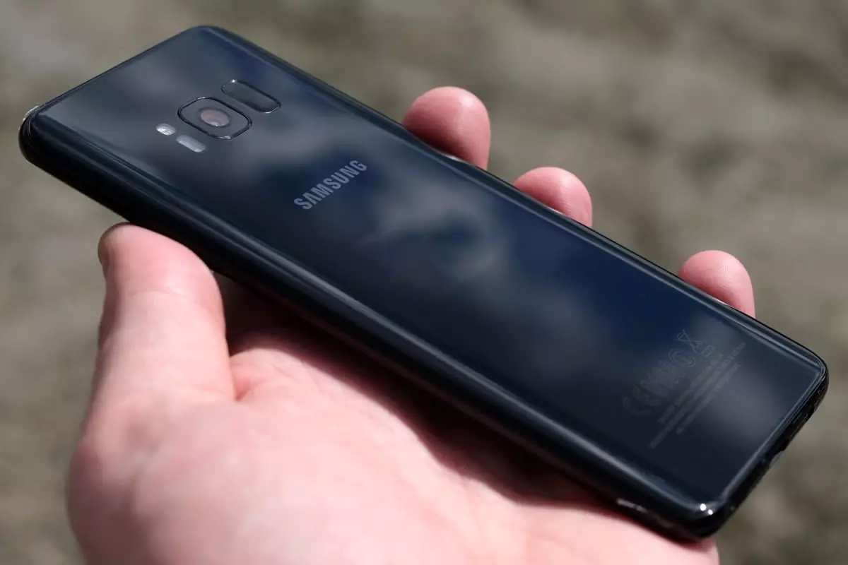 SAMSUNG GALAXY S8 + started selling at a very low price