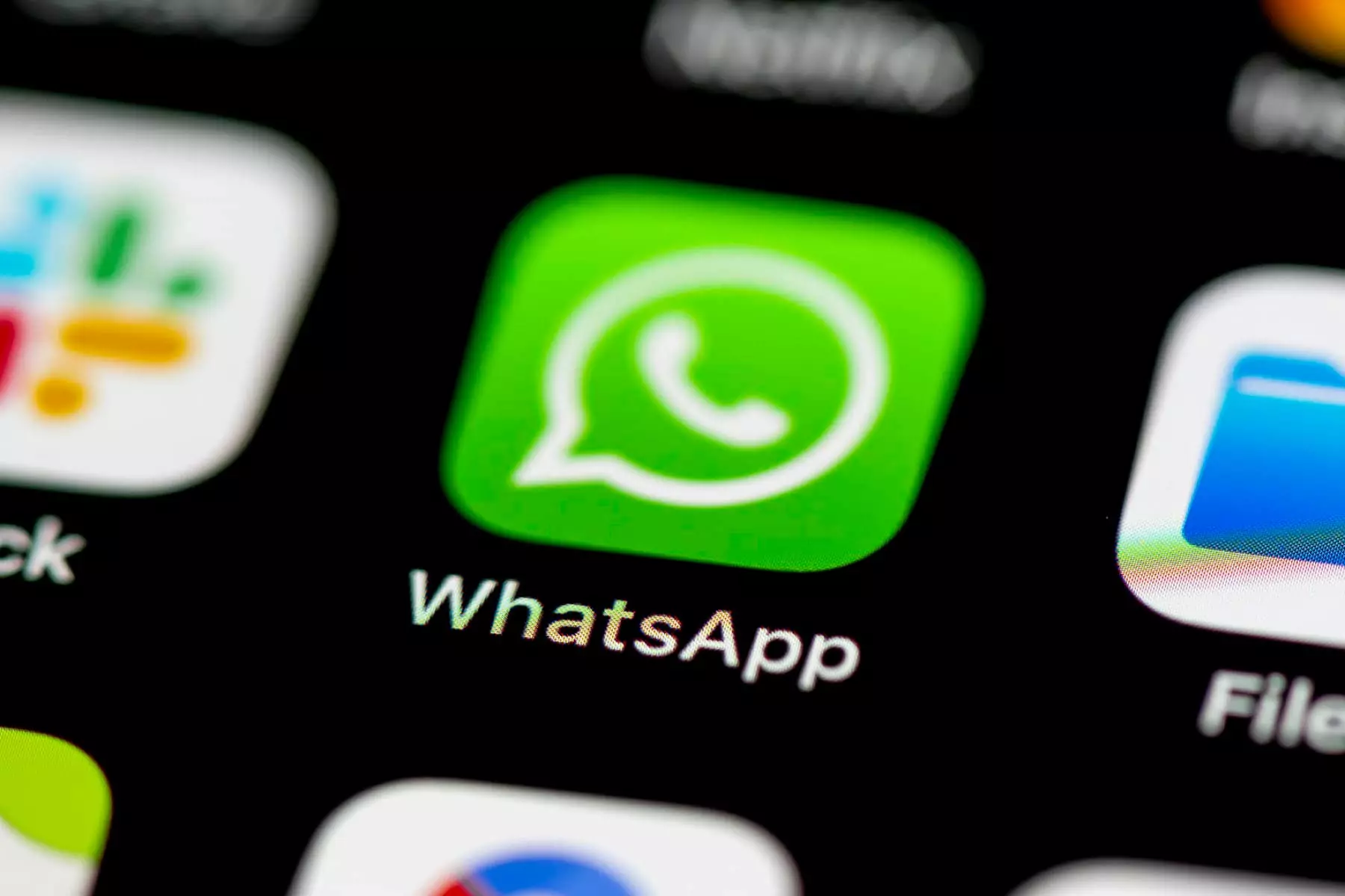 WhatsApp bude blokovat všechny uživatele v důsledku nových pravidel 33165_2