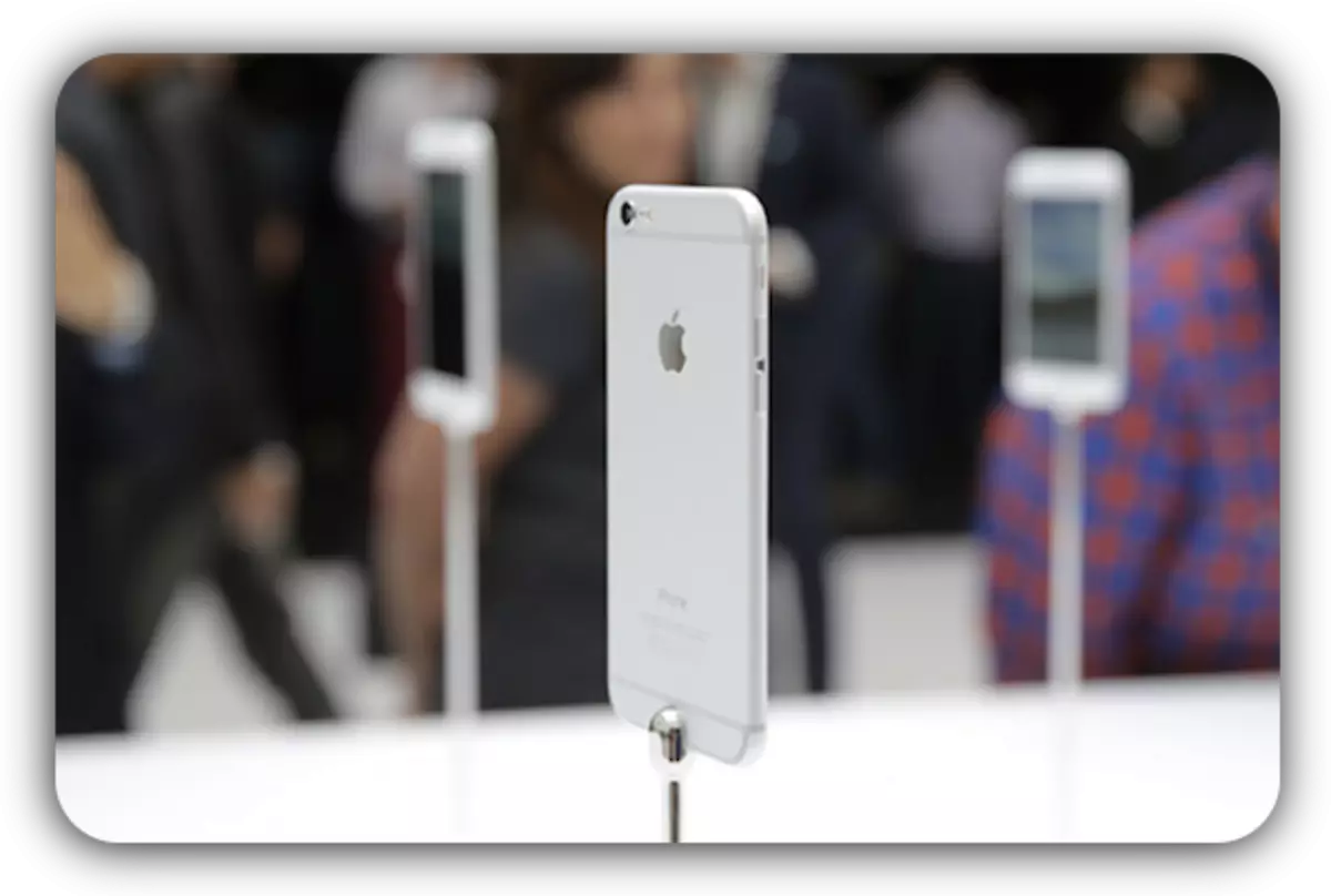 iPhone 6-iPhone-6-Plus-First-Look-2