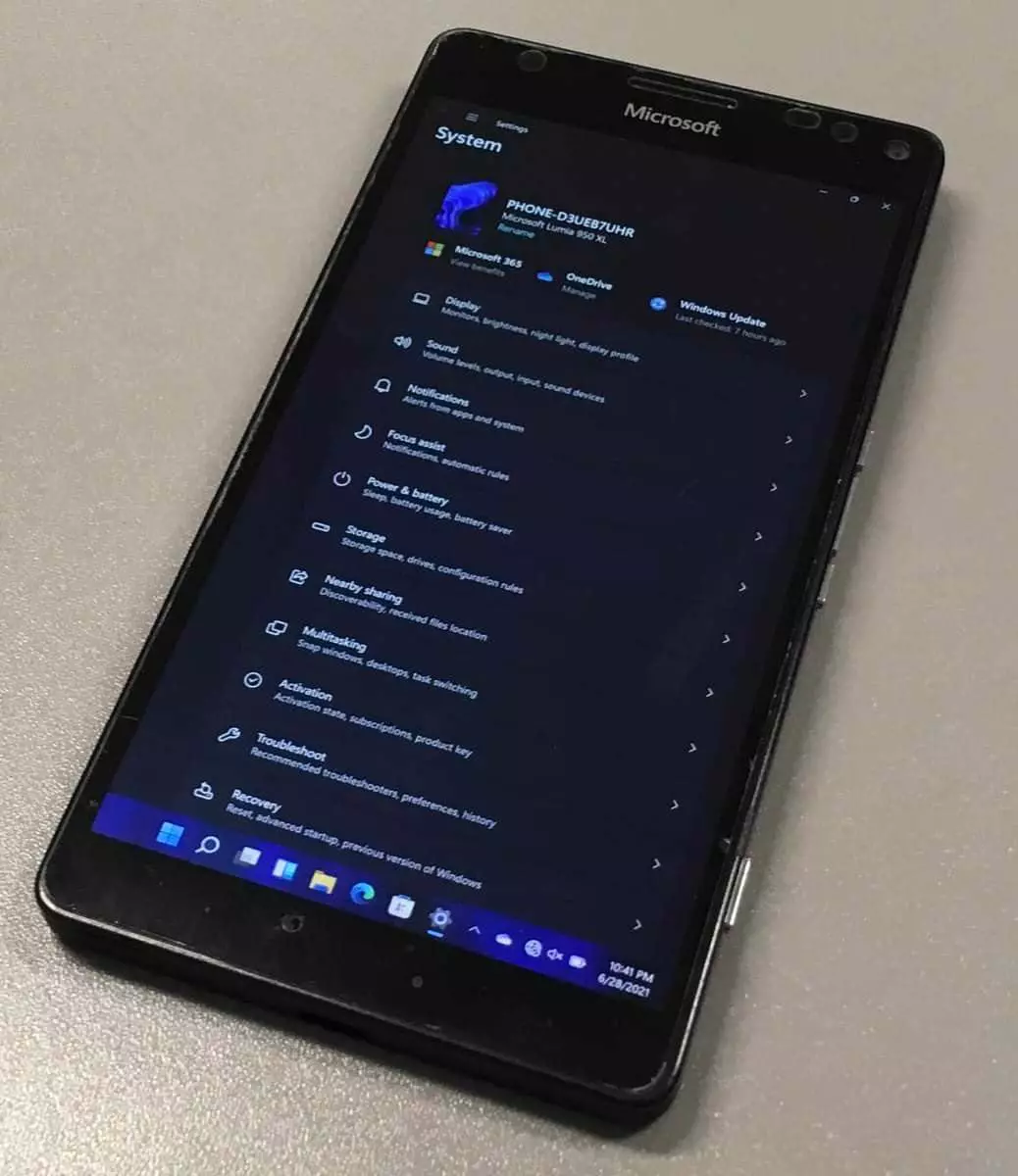 Windows 11 e ka kenngoa ka smartphone, 'me ba bangata ba se ba entse 33_4