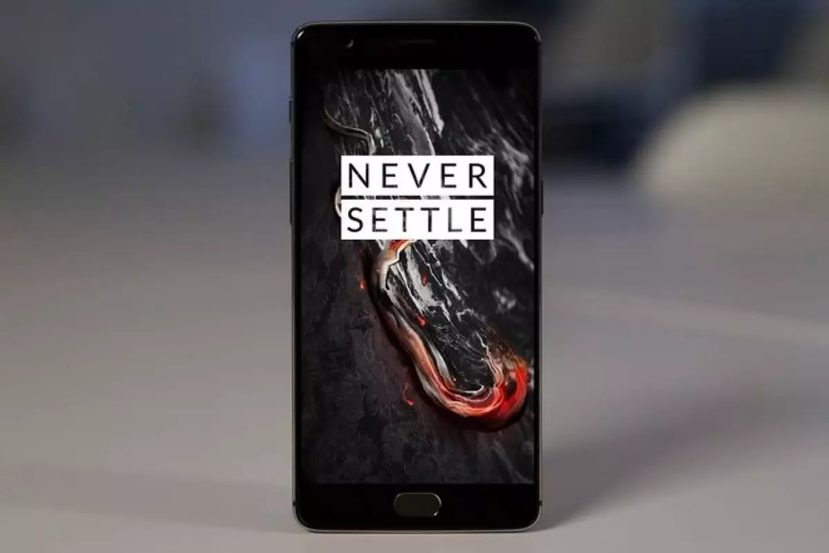 Oneplus 5 - "qotil" galakty S8 va iPhone 8 uchun oldindan buyurtma bering