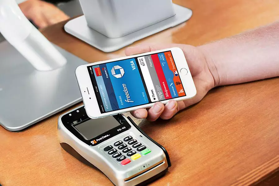 Apple Pay hari ini menerima sokongan untuk 30 bank baru dan 160 syarikat