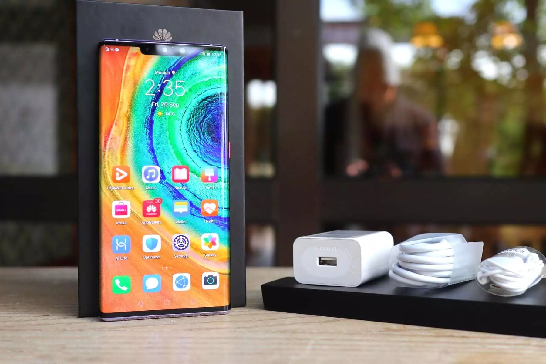 စမတ်ဖုန်းပိုင်ရှင်များ Huawei သည်ပိုက်ဆံပေးချေသည် 35064_2